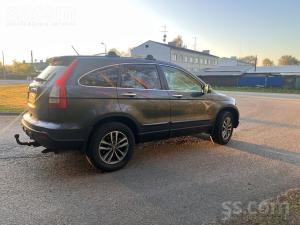 Zils Honda CR-V 2008 Rīga, ar dzinēja tilpumu 2.20 L un nobraukumu 187 tūkst. km par 2800 €, foto 5 vietnē AUTOMOTO.COM.LV