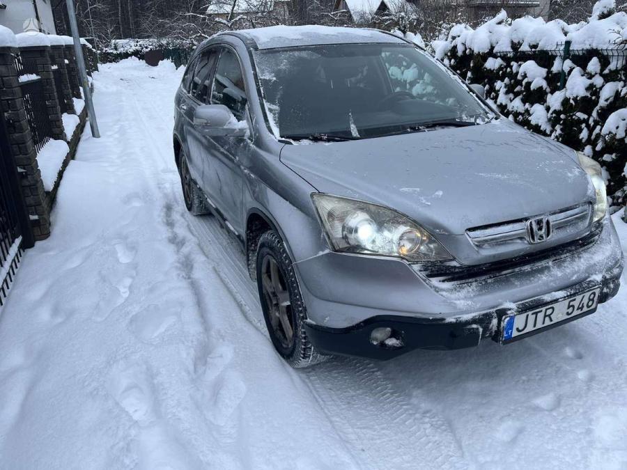 Zils Honda CR-V 2008 Viļņa, ar dzinēja tilpumu 2.20 L un nobraukumu 313 tūkst. km par 3630 €, foto 3 vietnē AUTOMOTO.COM.LV