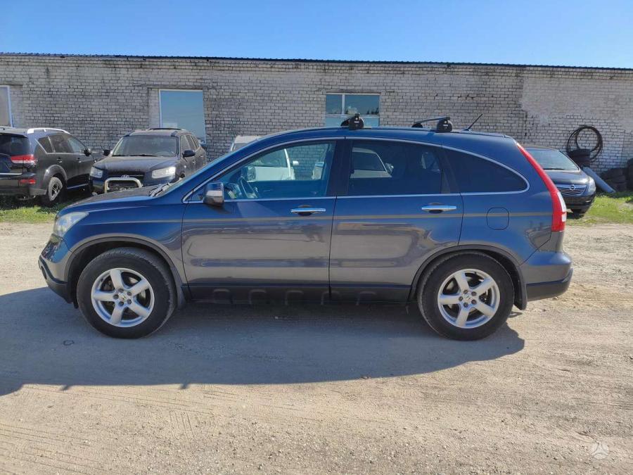 Blue Honda CR-V 2008 in Vilkaviskis, with an engine capacity of 2.20 L and mileage of 256 thousand km for 2500 €, photo 11 on AUTOMOTO.COM.LV
