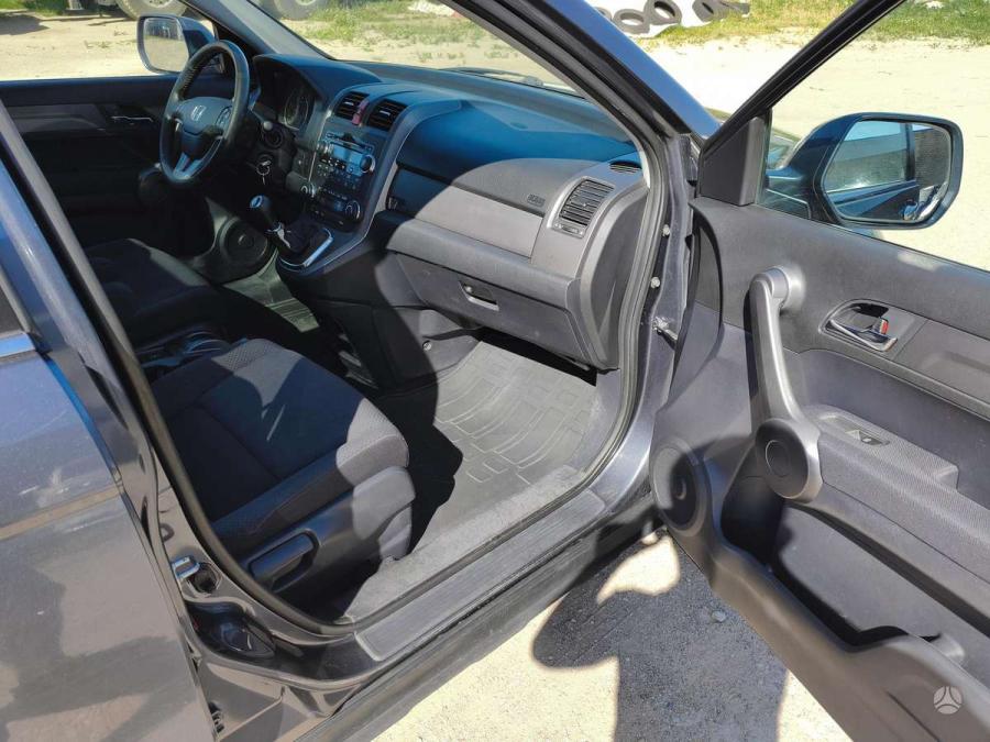 Blue Honda CR-V 2008 in Vilkaviskis, with an engine capacity of 2.20 L and mileage of 256 thousand km for 2500 €, photo 15 on AUTOMOTO.COM.LV