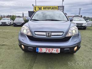 Blue Honda CR-V 2008 in Liepaja, with an engine capacity of 2.20 L and mileage of 289 thousand km for 5600 €, photo 3 on AUTOMOTO.COM.LV