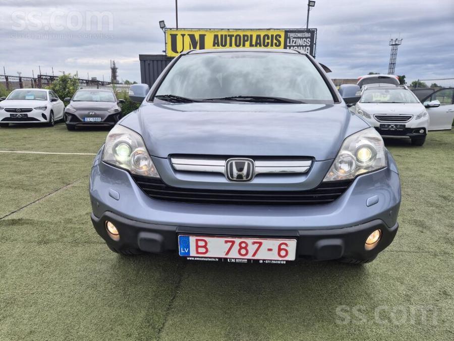 Blue Honda CR-V 2008 in Liepaja, with an engine capacity of 2.20 L and mileage of 289 thousand km for 5600 €, photo 3 on AUTOMOTO.COM.LV