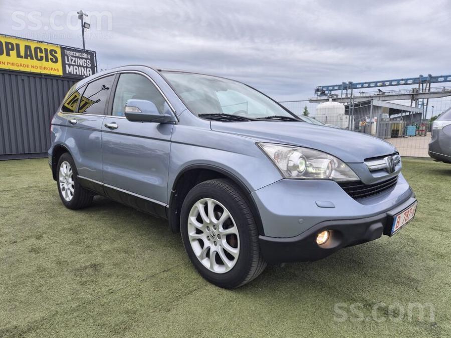 Blue Honda CR-V 2008 in Liepaja, with an engine capacity of 2.20 L and mileage of 289 thousand km for 5600 €, photo 4 on AUTOMOTO.COM.LV