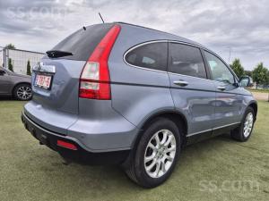 Blue Honda CR-V 2008 in Liepaja, with an engine capacity of 2.20 L and mileage of 289 thousand km for 5600 €, photo 6 on AUTOMOTO.COM.LV