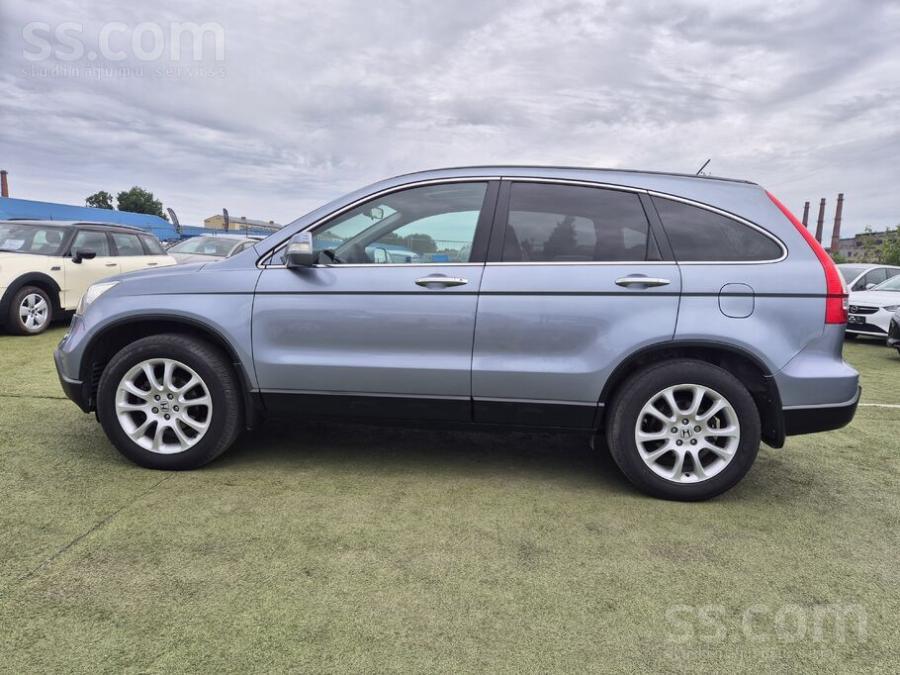 Blue Honda CR-V 2008 in Liepaja, with an engine capacity of 2.20 L and mileage of 289 thousand km for 5600 €, photo 9 on AUTOMOTO.COM.LV