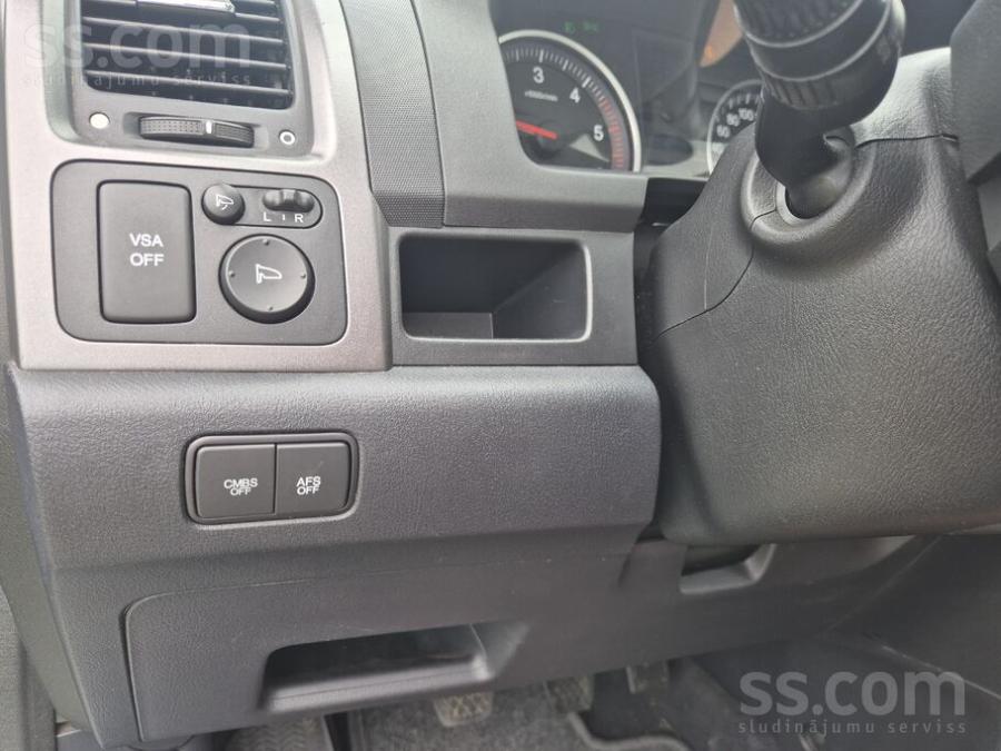 Blue Honda CR-V 2008 in Liepaja, with an engine capacity of 2.20 L and mileage of 289 thousand km for 5600 €, photo 16 on AUTOMOTO.COM.LV