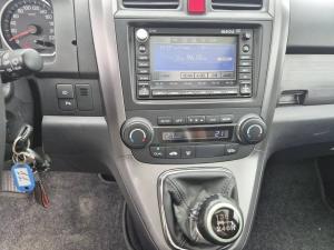 Zils Honda CR-V 2008 Liepāja, ar dzinēja tilpumu 2.20 L un nobraukumu 289 tūkst. km par 5600 €, foto 19 vietnē AUTOMOTO.COM.LV
