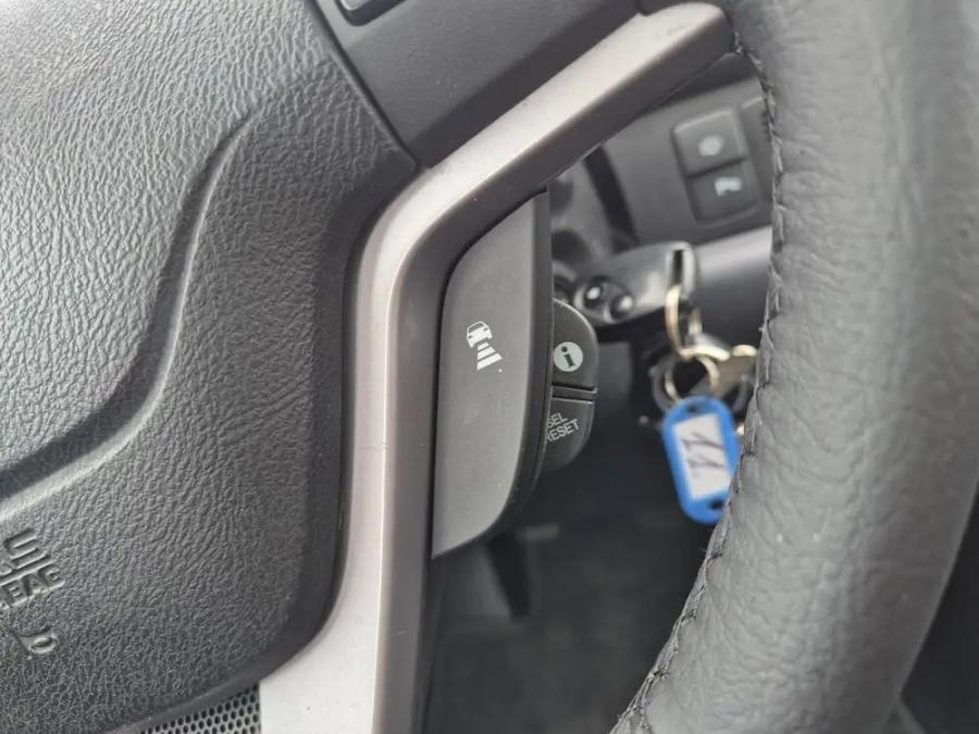 Zils Honda CR-V 2008 Liepāja, ar dzinēja tilpumu 2.20 L un nobraukumu 289 tūkst. km par 5600 €, foto 26 vietnē AUTOMOTO.COM.LV