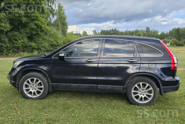 Zils Honda CR-V 2008 Rīga, ar dzinēja tilpumu 2.20 L un nobraukumu 250 tūkst. km par 2000 €, foto 3 vietnē AUTOMOTO.COM.LV