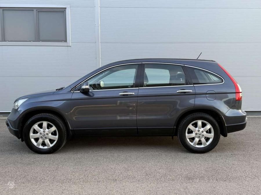 Blue Honda CR-V 2008 in Utena, with an engine capacity of 2.20 L and mileage of 230 thousand km for 5000 €, photo 3 on AUTOMOTO.COM.LV