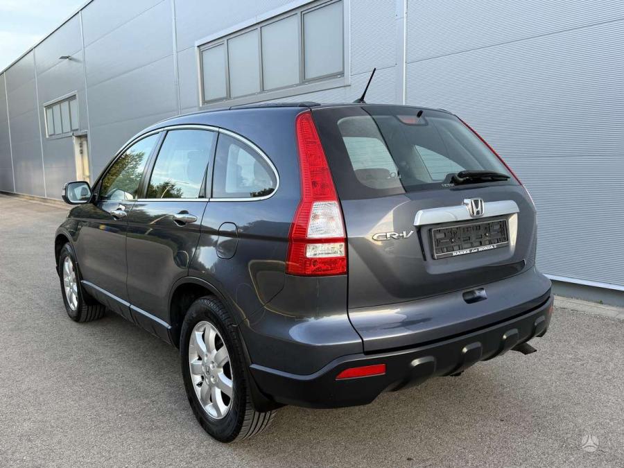 Blue Honda CR-V 2008 in Utena, with an engine capacity of 2.20 L and mileage of 230 thousand km for 5000 €, photo 4 on AUTOMOTO.COM.LV