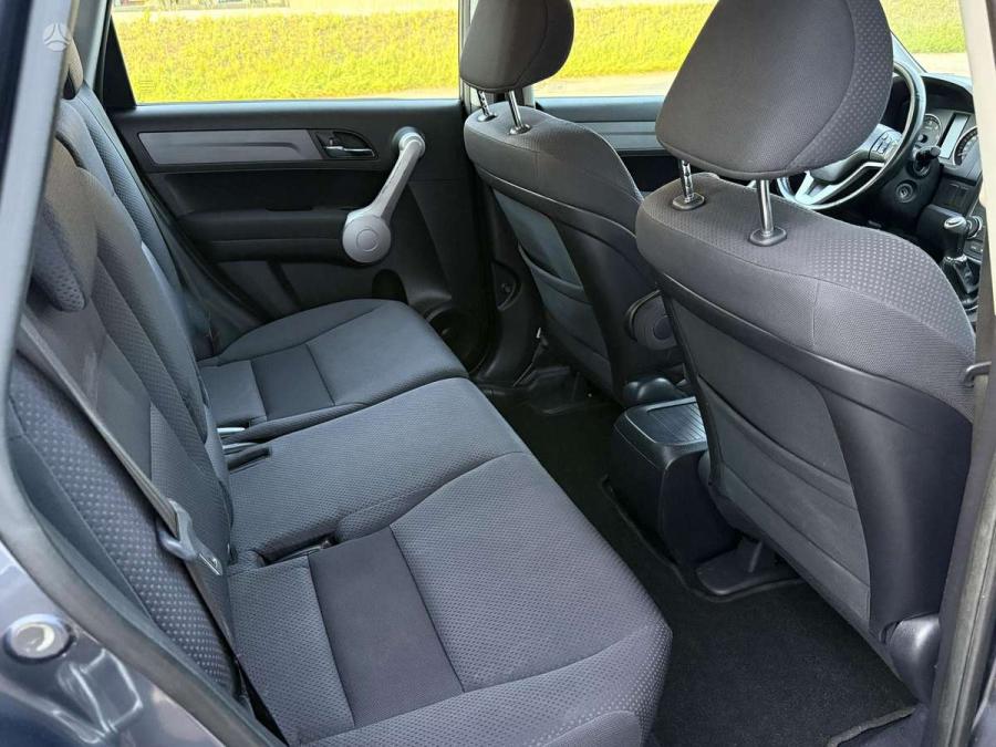 Blue Honda CR-V 2008 in Utena, with an engine capacity of 2.20 L and mileage of 230 thousand km for 5000 €, photo 21 on AUTOMOTO.COM.LV