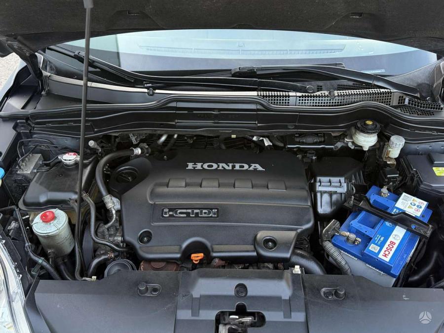 Blue Honda CR-V 2008 in Utena, with an engine capacity of 2.20 L and mileage of 230 thousand km for 5000 €, photo 25 on AUTOMOTO.COM.LV