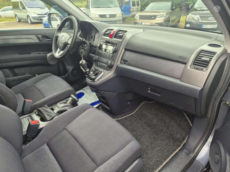 Zils Honda CR-V 2008 Utena, ar dzinēja tilpumu 2.20 L un nobraukumu 228 tūkst. km par 5950 €, foto 16 vietnē AUTOMOTO.COM.LV