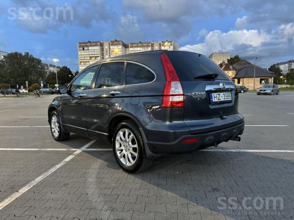 Honda CR-V 2008 Rīga vietnē Zils Honda CR-V 2008 Rīga, ar dzinēja tilpumu 2.00 L un nobraukumu 264 tūkst. km par 5999 €, foto 5 vietnē AUTOMOTO.COM.LV