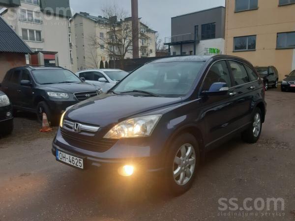Blue Honda CR-V 2009 in Daugavpils, with an engine capacity of 2.20 L and mileage of 0 thousand km for 5950 €, photo 2 on AUTOMOTO.COM.LV