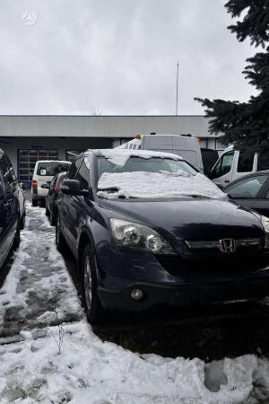 Blue Honda CR-V 2009 in Utena, with an engine capacity of 2.00 L and mileage of 310 thousand km for 2350 €, photo 2 on AUTOMOTO.COM.LV