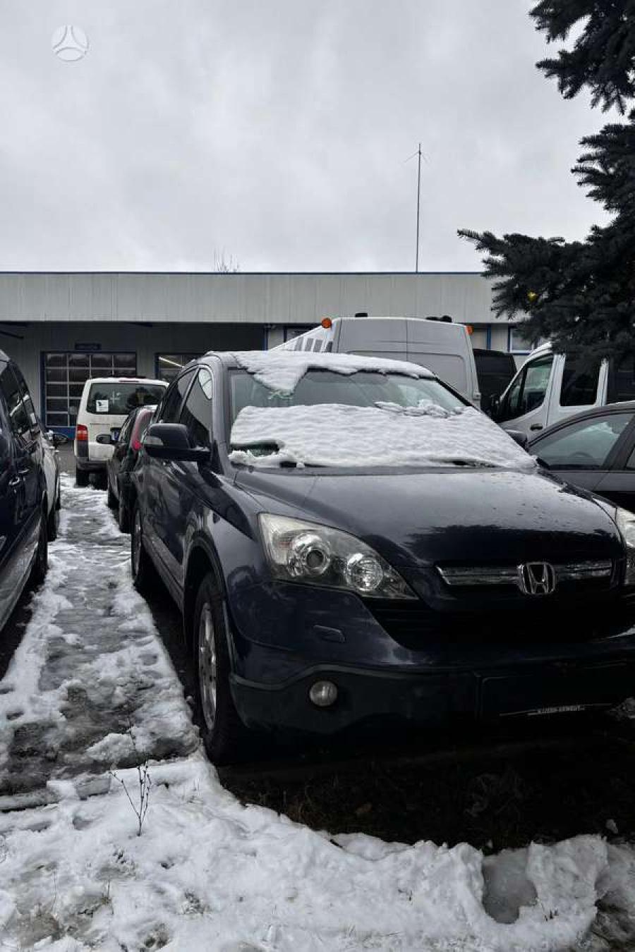 Blue Honda CR-V 2009 in Utena, with an engine capacity of 2.00 L and mileage of 310 thousand km for 2350 €, photo 2 on AUTOMOTO.COM.LV
