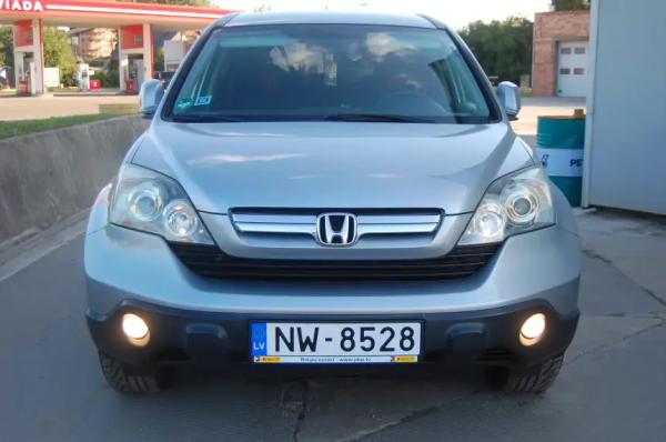 Blue Honda CR-V 2009 in Jekabpils, with an engine capacity of 2.20 L and mileage of 266 thousand km for 6900 €, photo 4 on AUTOMOTO.COM.LV