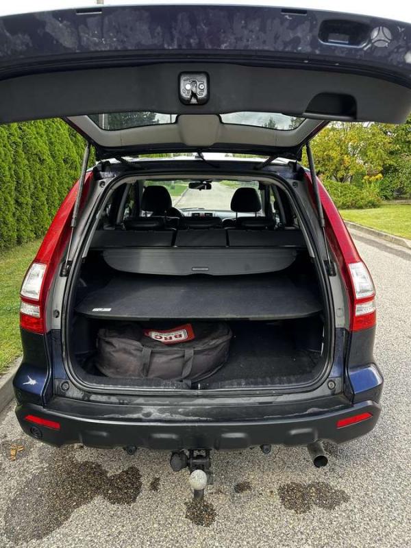 Blue Honda CR-V 2009 in Vilnius, with an engine capacity of 2.00 L and mileage of 270 thousand km for 3650 €, photo 8 on AUTOMOTO.COM.LV
