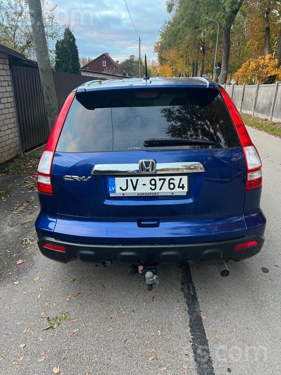Zils Honda CR-V 2010 Daugavpils, ar dzinēja tilpumu 2.40 L un nobraukumu 144 tūkst. km par 6700 €, foto 2 vietnē AUTOMOTO.COM.LV