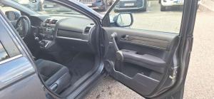Zils Honda CR-V 2012 Viļņa, ar dzinēja tilpumu 2.20 L un nobraukumu 230 tūkst. km par 6100 €, foto 25 vietnē AUTOMOTO.COM.LV