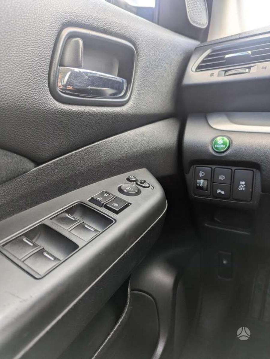 Zils Honda CR-V 2013 Kauņa, ar dzinēja tilpumu 2.00 L un nobraukumu 268 tūkst. km par 6950 €, foto 33 vietnē AUTOMOTO.COM.LV