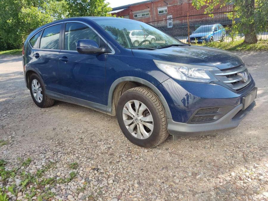 Blue Honda CR-V 2014 in Ukmerge, with an engine capacity of 1.60 L and mileage of 187 thousand km for 6300 €, photo 4 on AUTOMOTO.COM.LV