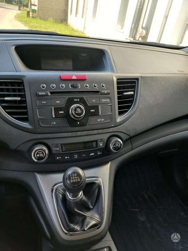 Blue Honda CR-V 2014 in Ukmerge, with an engine capacity of 1.60 L and mileage of 187 thousand km for 6300 €, photo 8 on AUTOMOTO.COM.LV