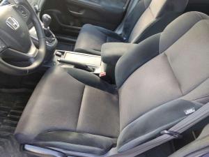 Blue Honda CR-V 2014 in Ukmerge, with an engine capacity of 1.60 L and mileage of 187 thousand km for 6300 €, photo 11 on AUTOMOTO.COM.LV