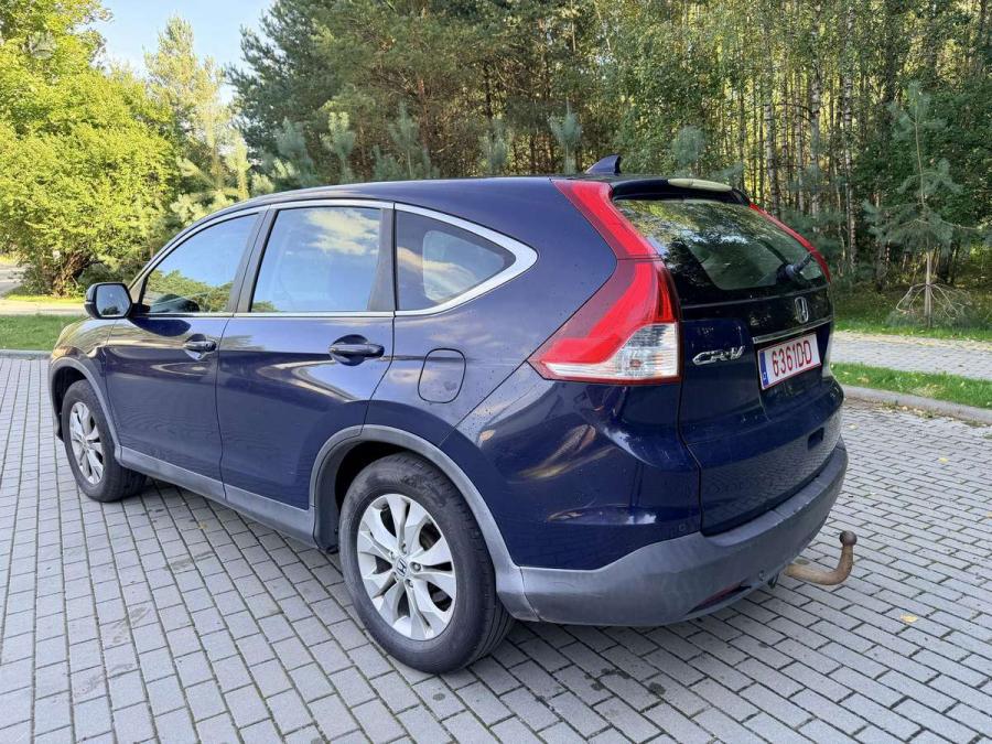 Blue Honda CR-V 2014 in Silale, with an engine capacity of 2.20 L and mileage of 313 thousand km for 6000 €, photo 4 on AUTOMOTO.COM.LV