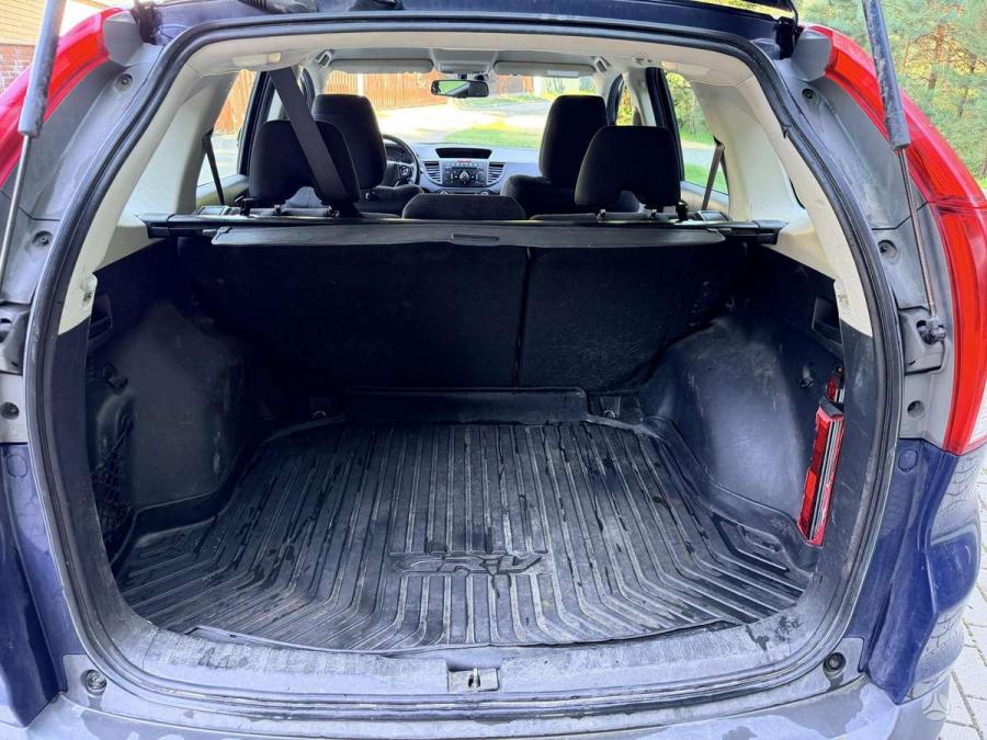 Blue Honda CR-V 2014 in Silale, with an engine capacity of 2.20 L and mileage of 313 thousand km for 6000 €, photo 13 on AUTOMOTO.COM.LV