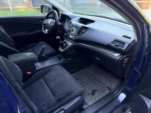 Blue Honda CR-V 2014 in Silale, with an engine capacity of 2.20 L and mileage of 313 thousand km for 6000 €, photo 16 on AUTOMOTO.COM.LV