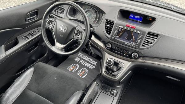 Zils Honda CR-V 2014 Marijampole, ar dzinēja tilpumu 1.60 L un nobraukumu 232 tūkst. km par 8790 €, foto 3 vietnē AUTOMOTO.COM.LV