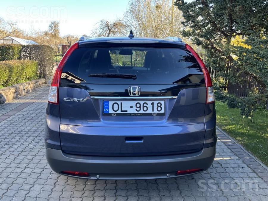 Zils Honda CR-V 2015 Rīga, ar dzinēja tilpumu 2.20 L un nobraukumu 176 tūkst. km par 11800 €, foto 5 vietnē AUTOMOTO.COM.LV