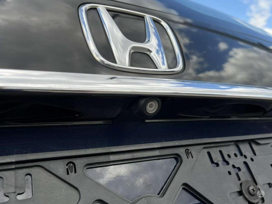 Blue Honda CR-V 2015 in Jonava, with an engine capacity of 2.20 L and mileage of 353 thousand km for 8200 €, photo 8 on AUTOMOTO.COM.LV