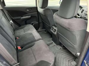 Blue Honda CR-V 2015 in Jonava, with an engine capacity of 2.20 L and mileage of 353 thousand km for 8200 €, photo 15 on AUTOMOTO.COM.LV