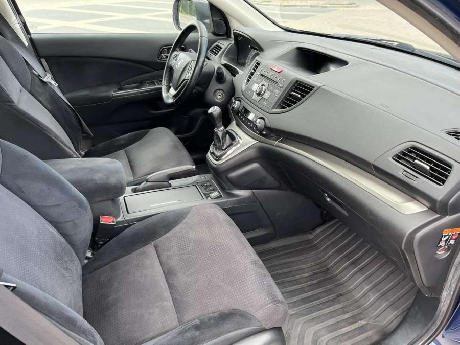 Blue Honda CR-V 2015 in Jonava, with an engine capacity of 2.20 L and mileage of 353 thousand km for 8200 €, photo 20 on AUTOMOTO.COM.LV