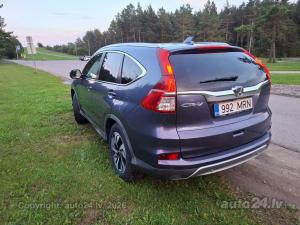 Blue Honda CR-V 2017 in Tallinn, with an engine capacity of 2.00 L and mileage of 115 thousand km for 17800 €, photo 5 on AUTOMOTO.COM.LV