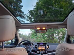 Blue Honda CR-V 2017 in Tallinn, with an engine capacity of 2.00 L and mileage of 115 thousand km for 17800 €, photo 14 on AUTOMOTO.COM.LV