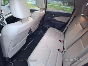 Blue Honda CR-V 2017 in Tallinn, with an engine capacity of 2.00 L and mileage of 115 thousand km for 17800 €, photo 15 on AUTOMOTO.COM.LV