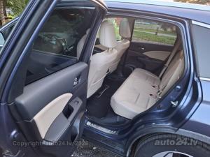 Blue Honda CR-V 2017 in Tallinn, with an engine capacity of 2.00 L and mileage of 115 thousand km for 17800 €, photo 16 on AUTOMOTO.COM.LV