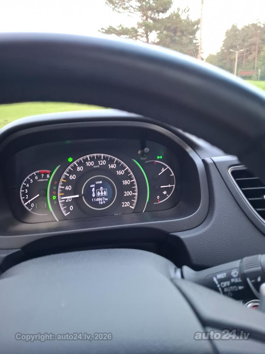 Blue Honda CR-V 2017 in Tallinn, with an engine capacity of 2.00 L and mileage of 115 thousand km for 17800 €, photo 20 on AUTOMOTO.COM.LV