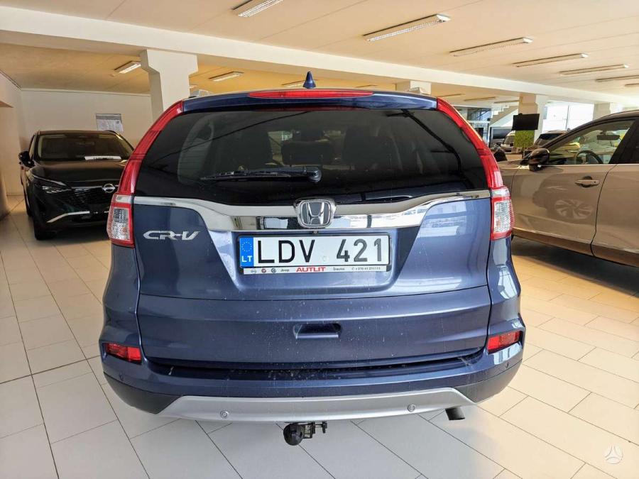 Zils Honda CR-V 2018 Šauļi, ar dzinēja tilpumu 1.60 L un nobraukumu 173 tūkst. km par 16500 €, foto 5 vietnē AUTOMOTO.COM.LV