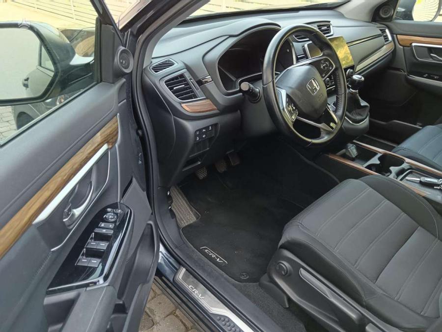 Zils Honda CR-V 2019 Marijampole, ar dzinēja tilpumu 1.50 L un nobraukumu 158 tūkst. km par 16650 €, foto 19 vietnē AUTOMOTO.COM.LV