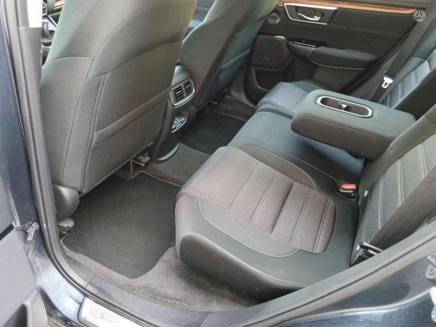 Zils Honda CR-V 2019 Marijampole, ar dzinēja tilpumu 1.50 L un nobraukumu 158 tūkst. km par 16650 €, foto 21 vietnē AUTOMOTO.COM.LV