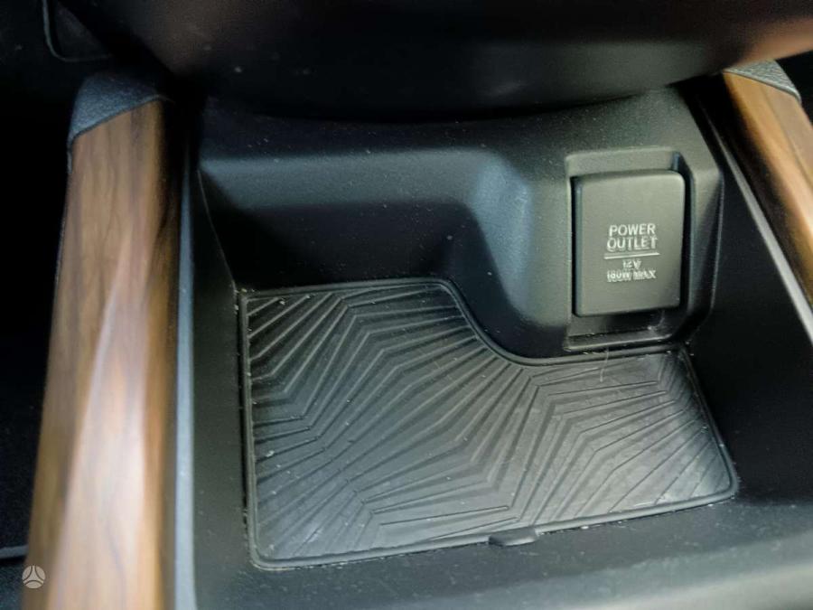 Zils Honda CR-V 2019 Marijampole, ar dzinēja tilpumu 1.50 L un nobraukumu 158 tūkst. km par 16650 €, foto 24 vietnē AUTOMOTO.COM.LV
