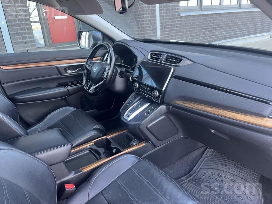 Zils Honda CR-V 2020 Rīga, ar dzinēja tilpumu 2.00 L un nobraukumu 92 tūkst. km par 26500 €, foto 28 vietnē AUTOMOTO.COM.LV