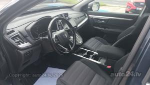 Blue Honda CR-V 2021 in Parnu, with an engine capacity of 2.00 L and mileage of 80 thousand km for 25900 €, photo 5 on AUTOMOTO.COM.LV