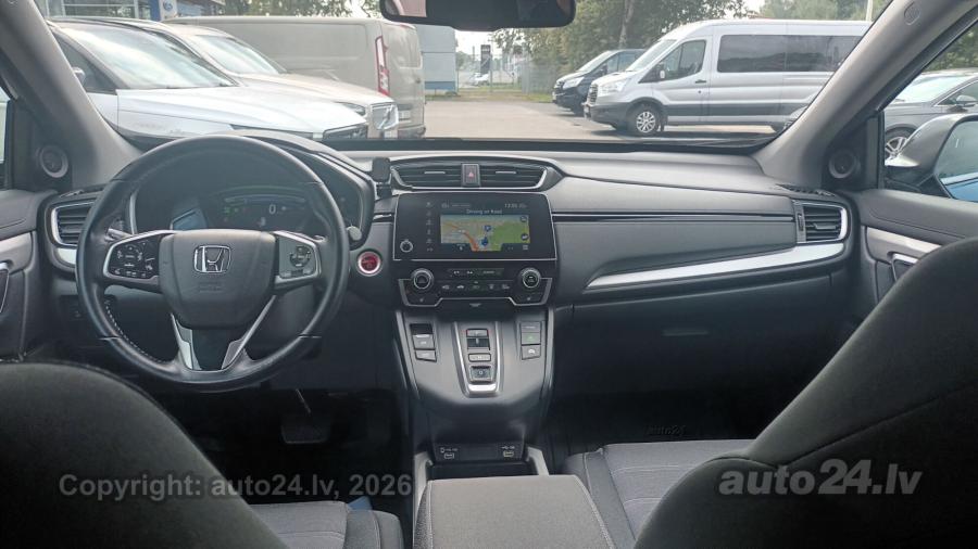Blue Honda CR-V 2021 in Parnu, with an engine capacity of 2.00 L and mileage of 80 thousand km for 25900 €, photo 7 on AUTOMOTO.COM.LV
